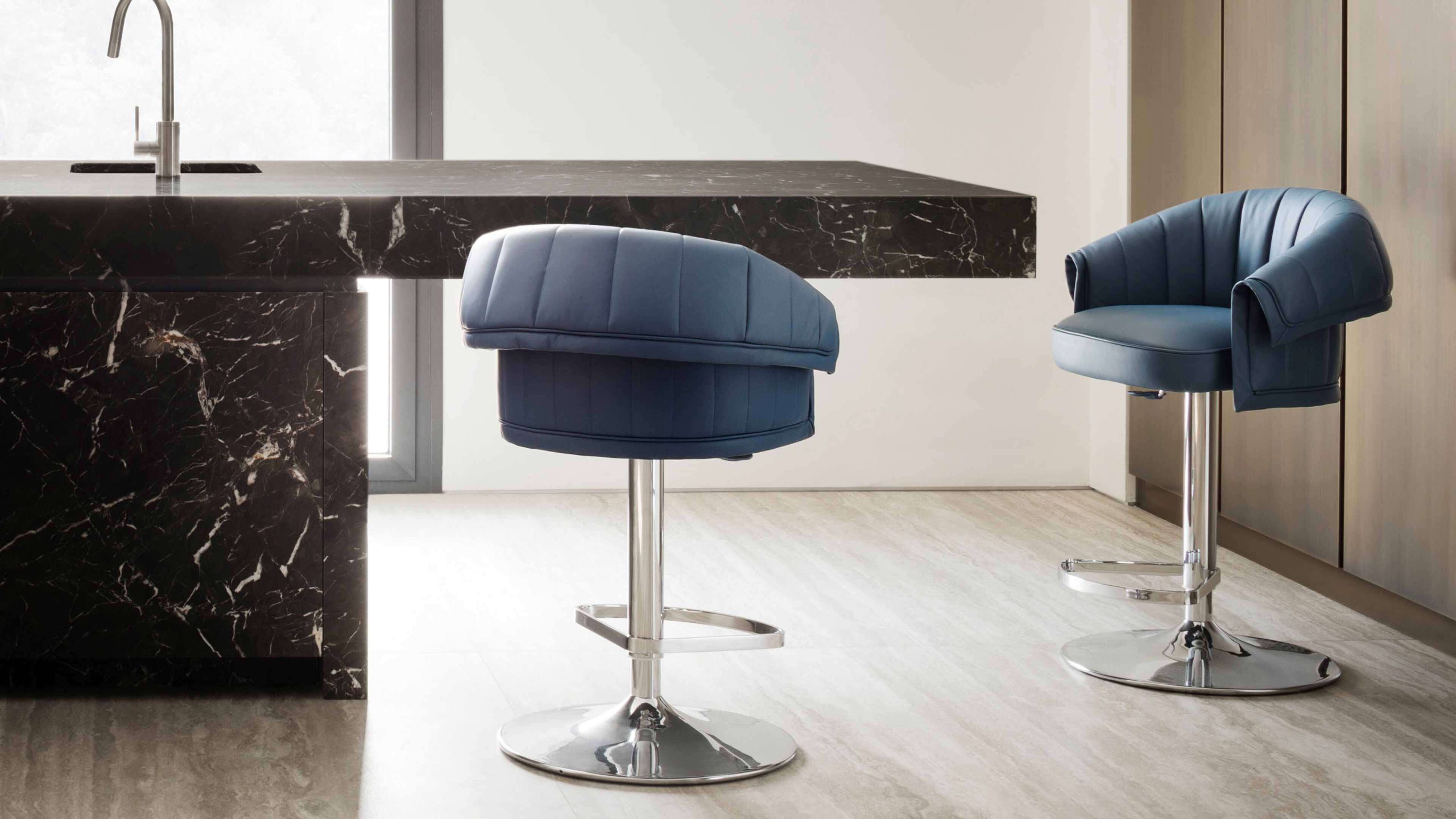 Bar Stool - Forma Rossa Furnitures Philippines